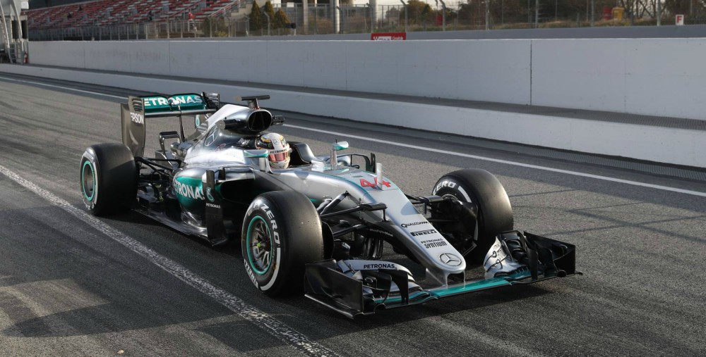 Hamilton impressionado com a prestação da Mercedes | AutoSport