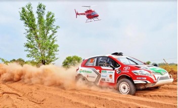 Uma especial de 70 km em reta nos ralis | AutoSport