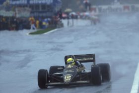 Lotus 97T de Ayrton Senna volta ao Circuito Estoril, 40 anos depois ...