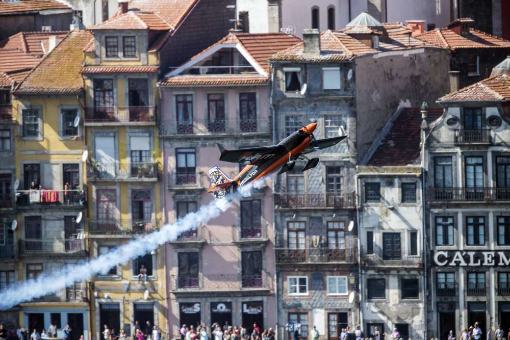 850 Mil no regresso da Red Bull Air Race Porto - AutoSport
