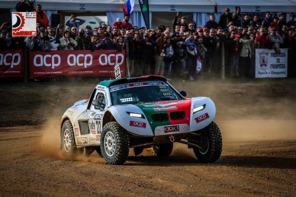 24 Horas TT de Fronteira: AC Nissan Proto de Alexandre Andrade continua ...