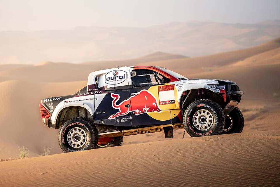 Dakar: Aí está a nova Toyota GR DKR Hilux T1+ | AutoSport