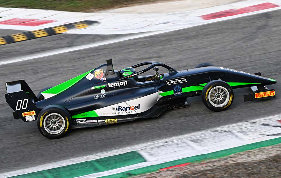 Pedro Perino no top-6 da Fórmula 4 Italiana em Monza | AutoSport