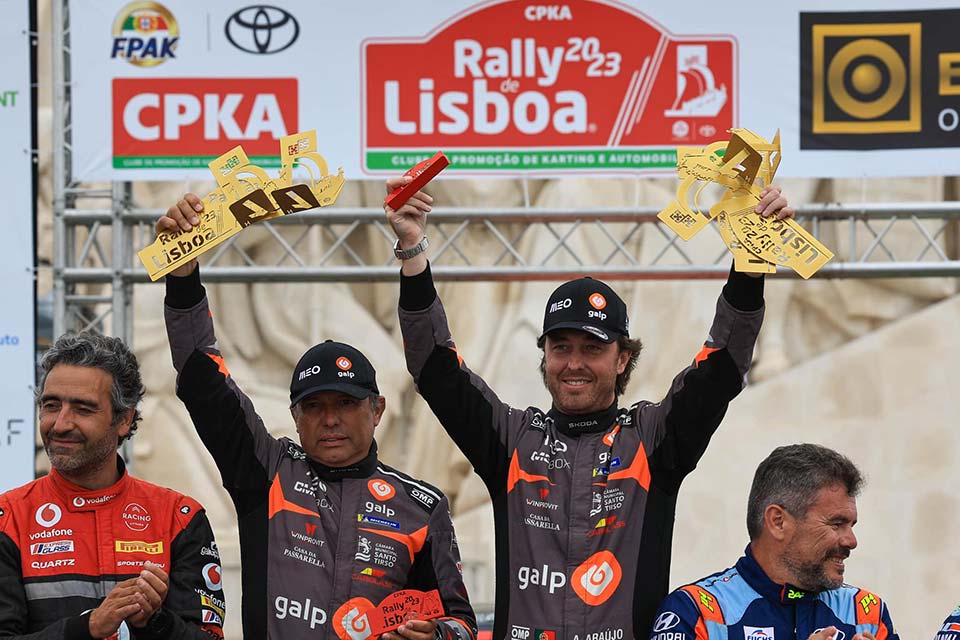 MOMENTOS DO ANO: Armindo Araújo e Luís Ramalho regressaram após o acidente de Fafe | AutoSport