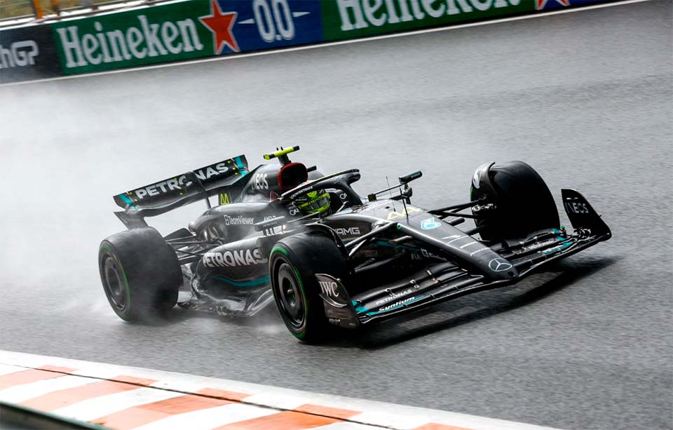 GP Países Baixos F1/Q2: Lewis Hamilton eliminado | AutoSport