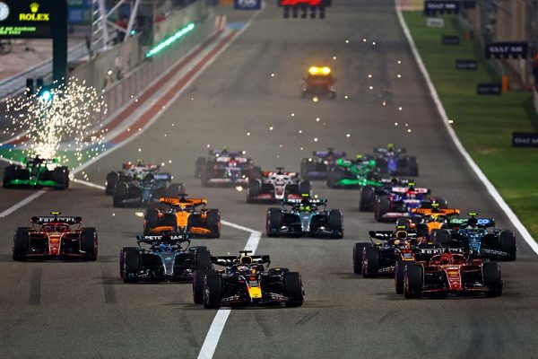 F1: Ferrari, Mercedes e McLaren são as equipas mais valiosas da ...