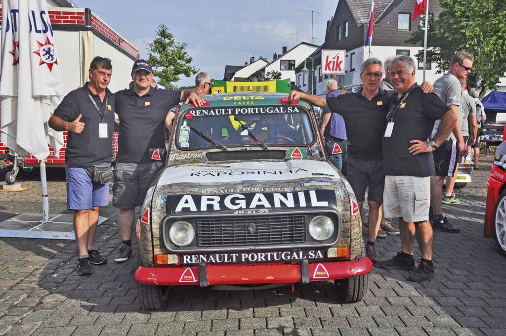 A famosa Renault 4L à prova de tudo | AutoSport