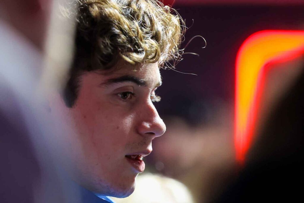 F1: Jacques Villeneuve considera Franco Colapinto um piloto pagante ...