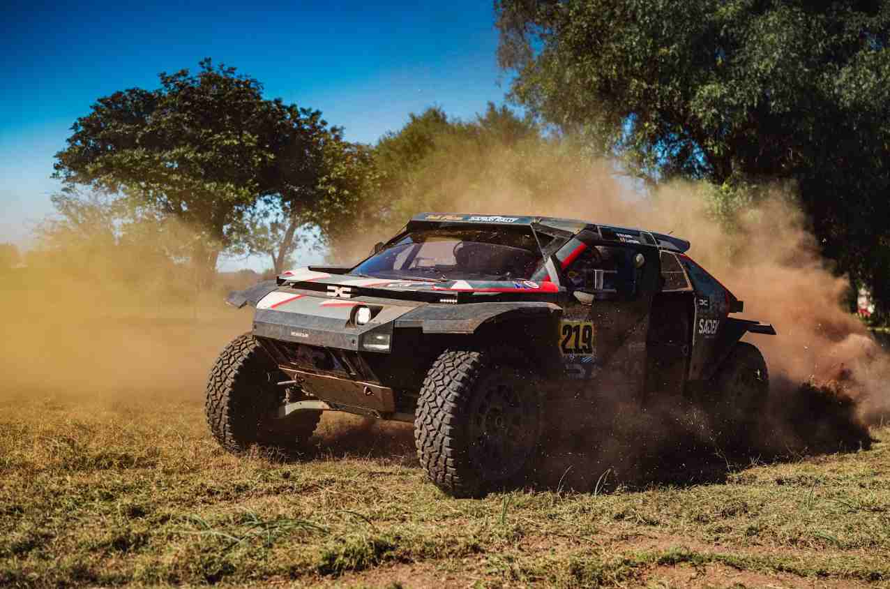 W2RC/África do Sul/Etapa 3: Sébastien Loeb novo líder com a Dacia ...