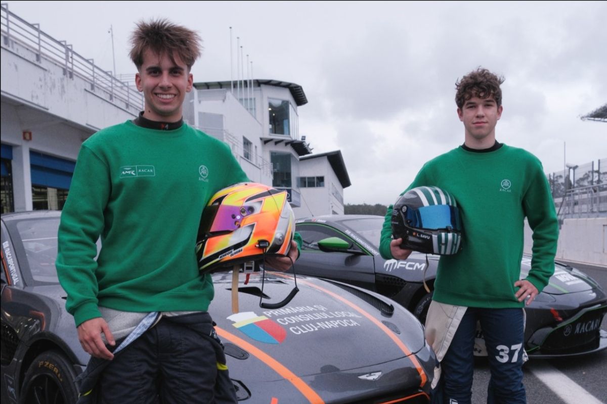 RACAR Motorsport com quatro pilotos na Aston Martin Racing Driver ...