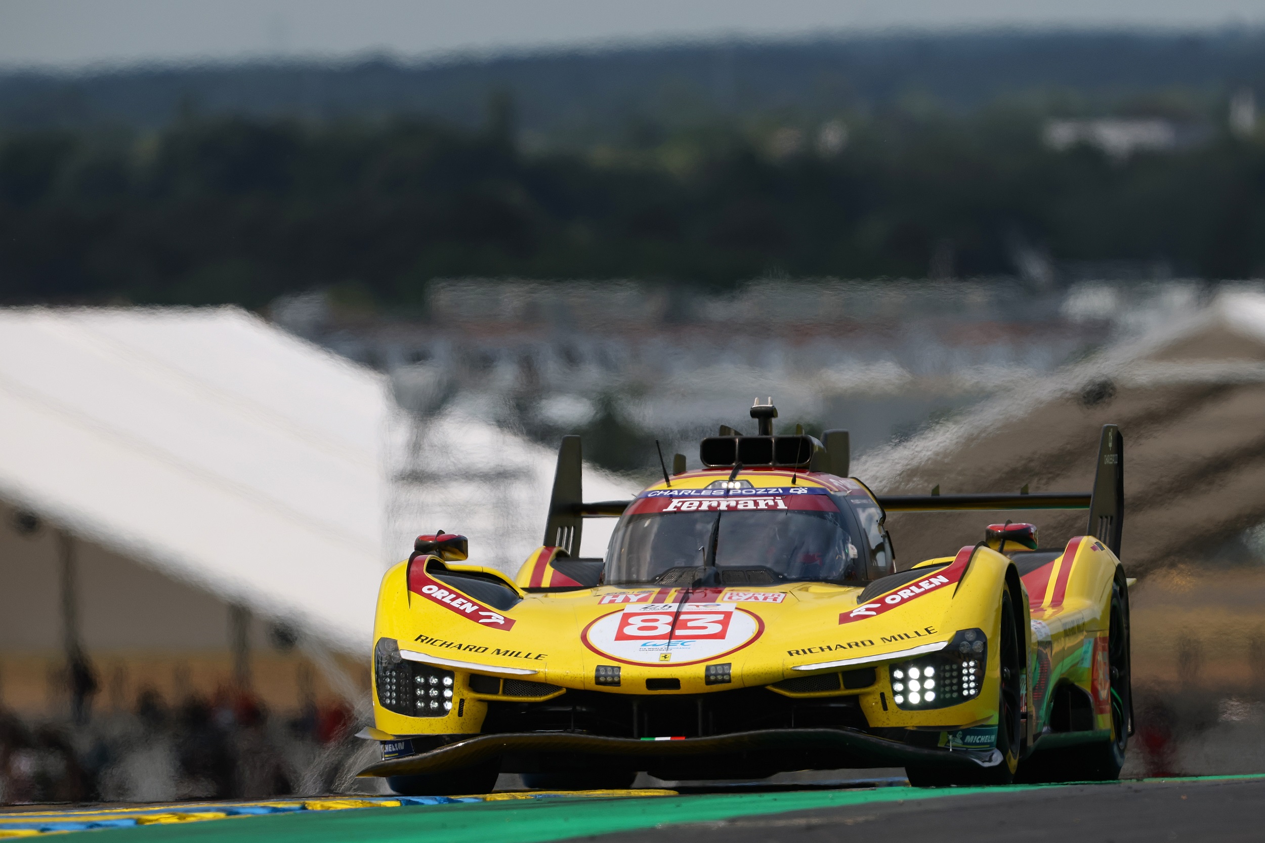 24h Le Mans: Ferrari n.º 83 segue na frente quando falta menos de uma ...