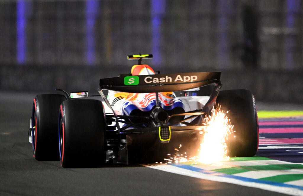 F1: “Skid Blocks” de titânio deverão manter-se | AutoSport