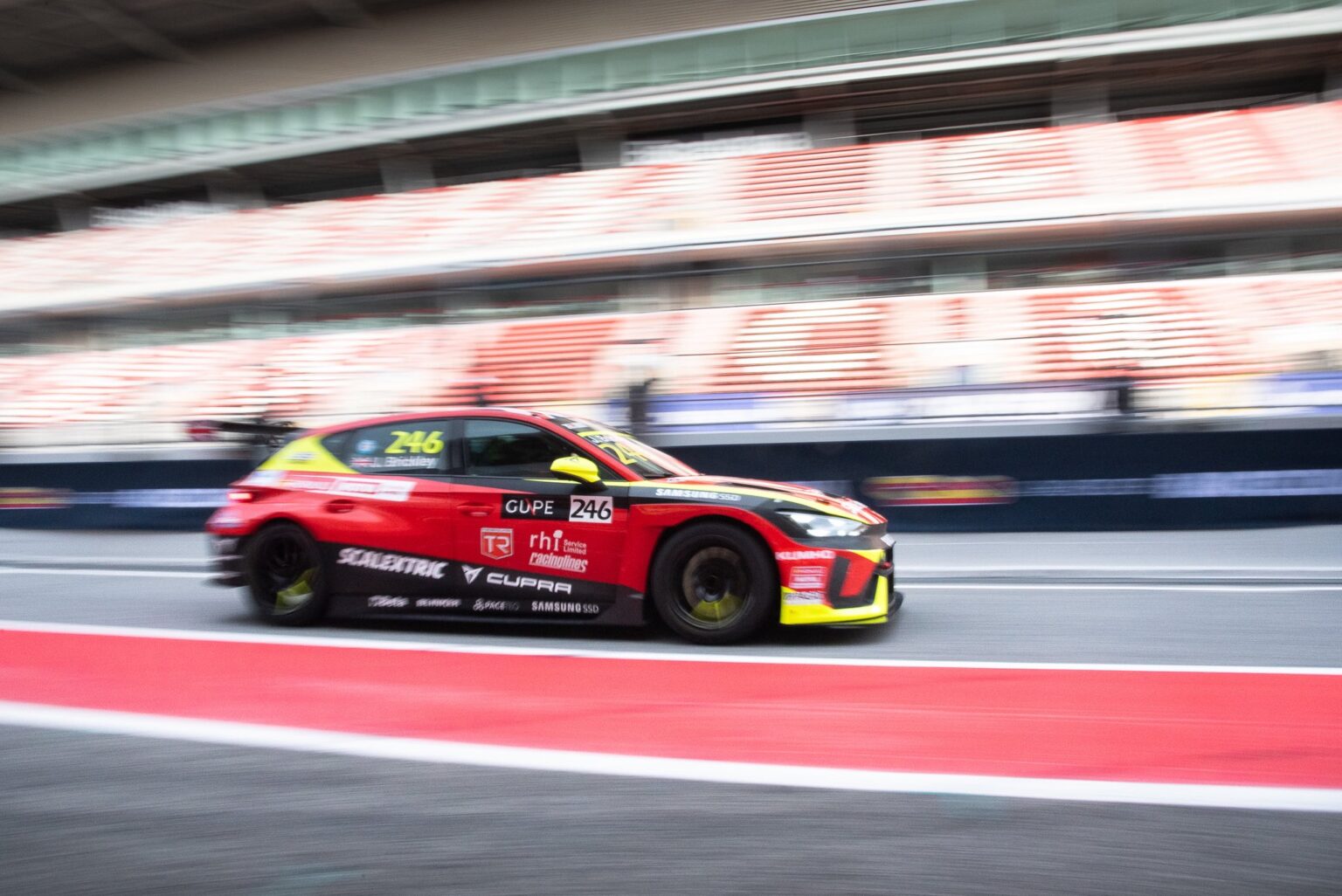 TCR Europe 2025: Jenson Brickley conquista o título | AutoSport