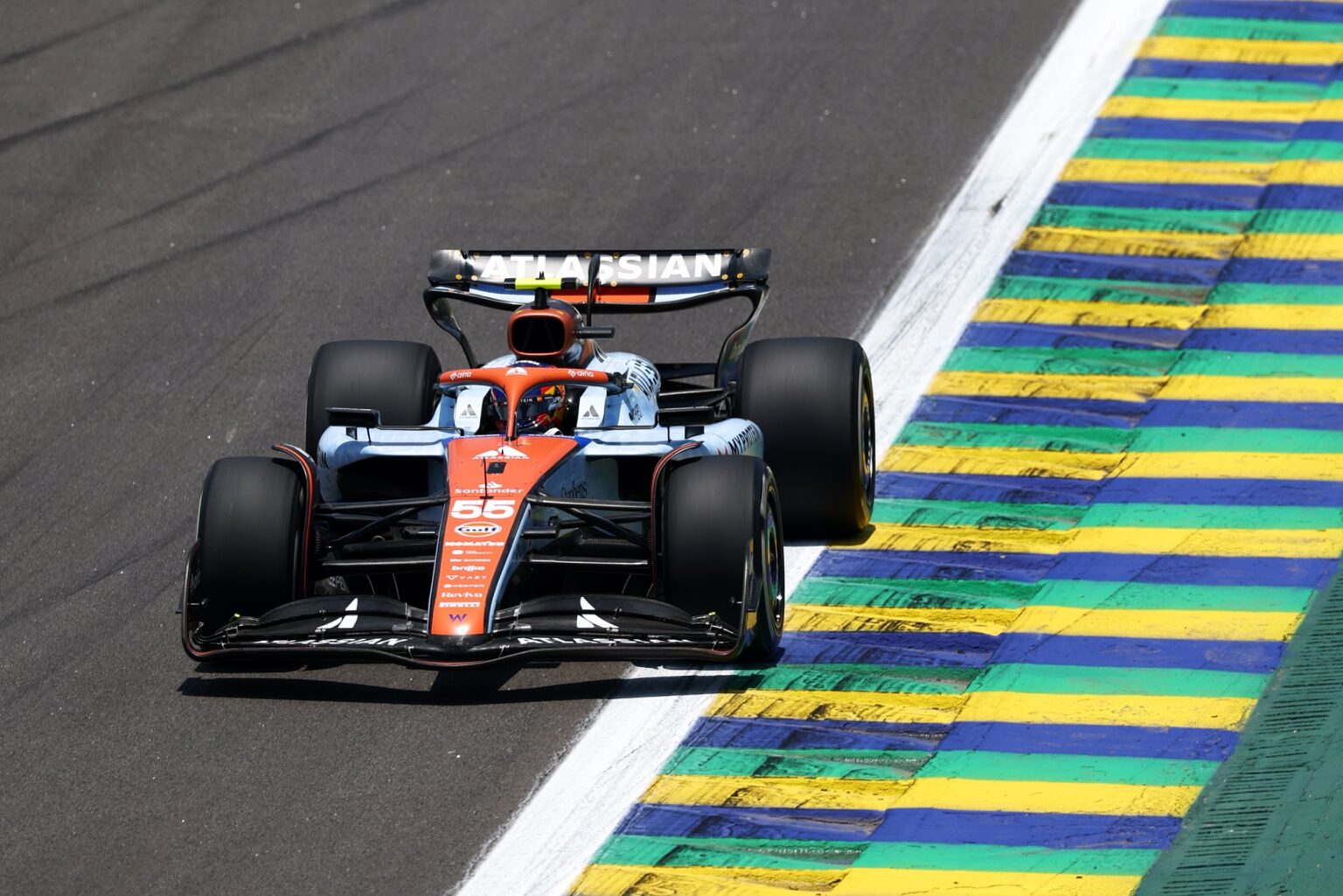 GP São Paulo F1, SQ1: Carlos Sainz e Yuki Tsunoda eliminados | AutoSport