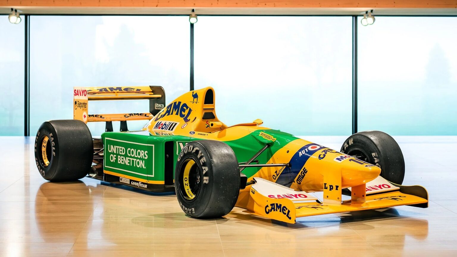 F1: Benetton B192 vendido por mais de 5 milhões de euros | AutoSport ...